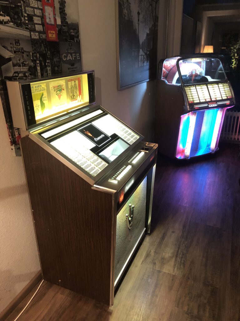 jukebox-garage – Jukeboxen, onderdelen, reparatie, Retro/vintage